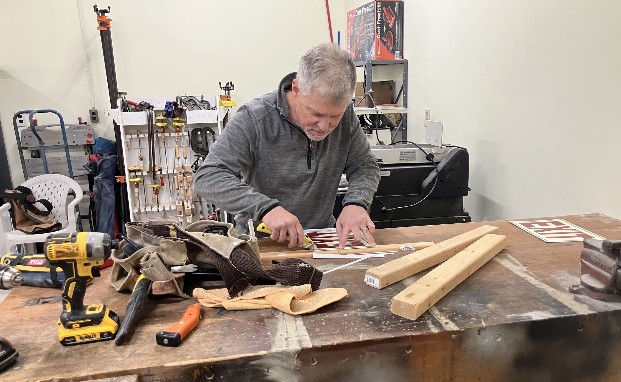 Ukraine strikes oil terminal, planes and ships in an array of strikes ...