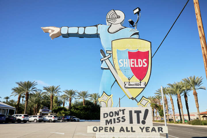 The desert pit stop that’s basically a time capsule of roadside Calif.