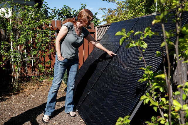 Solar panels for renters? Californians test plug-in models