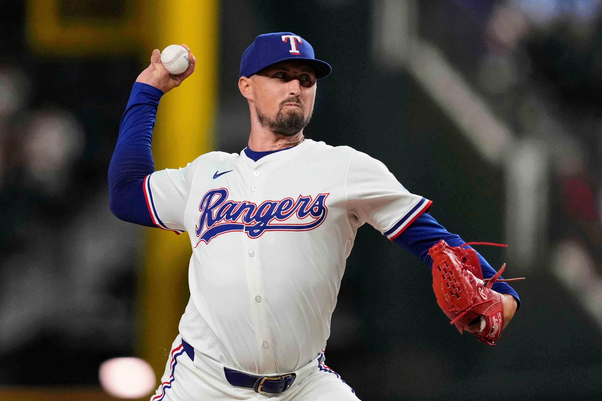 Guardians and right-hander Shawn Armstrong agree to $5.5 million, 1-year deal, AP source says