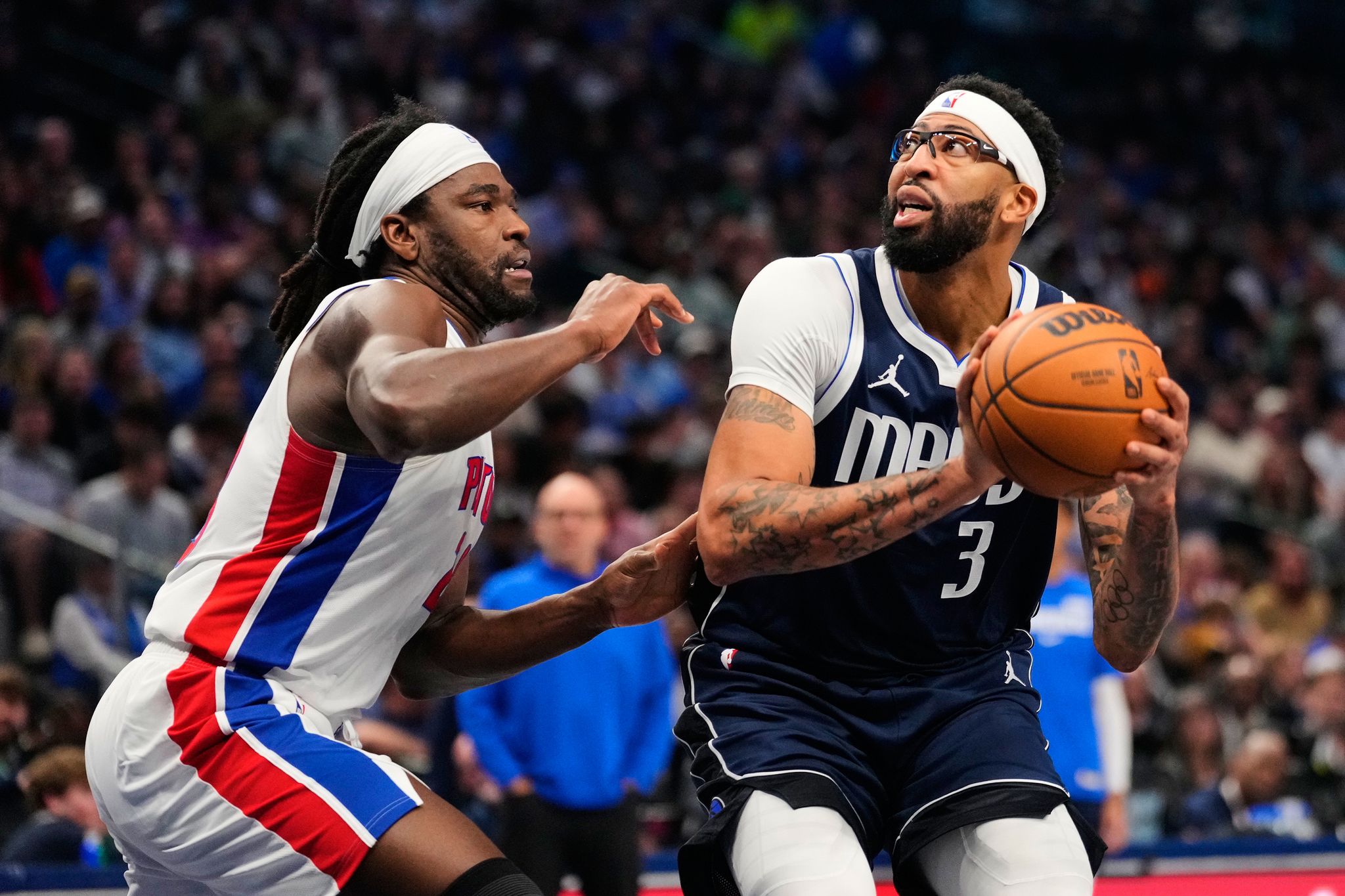Cooper Flagg and Anthony Davis lead Mavericks past Pistons, 116-114 in ...