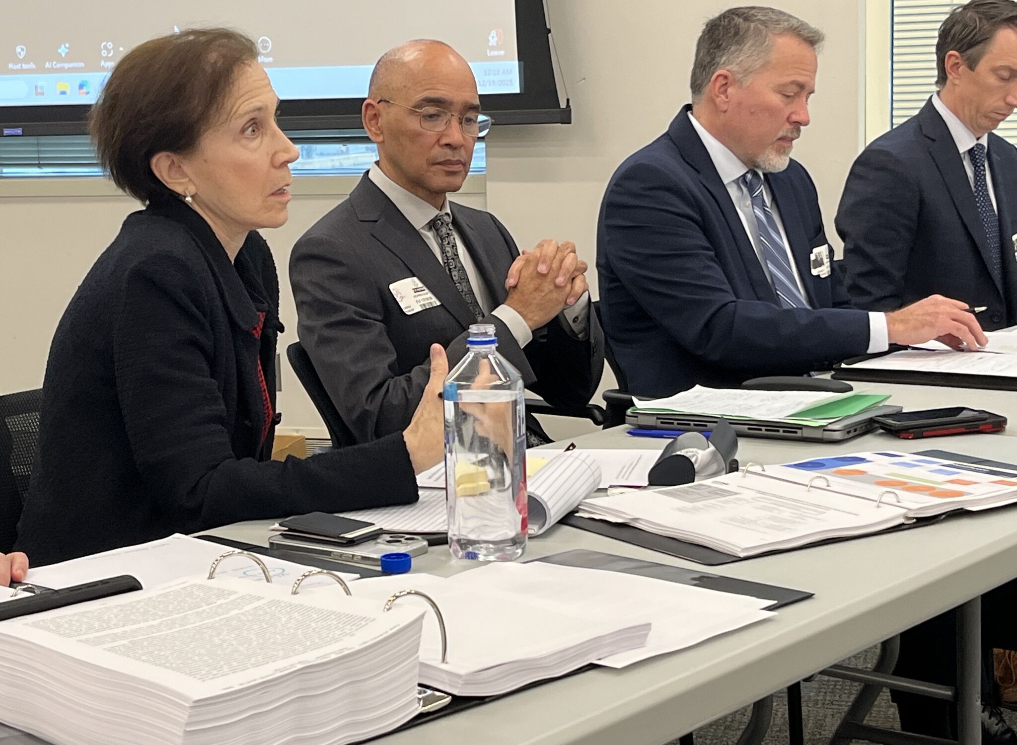 Líder católico de Tierra Santa visita Gaza, es recibido por niños con ...