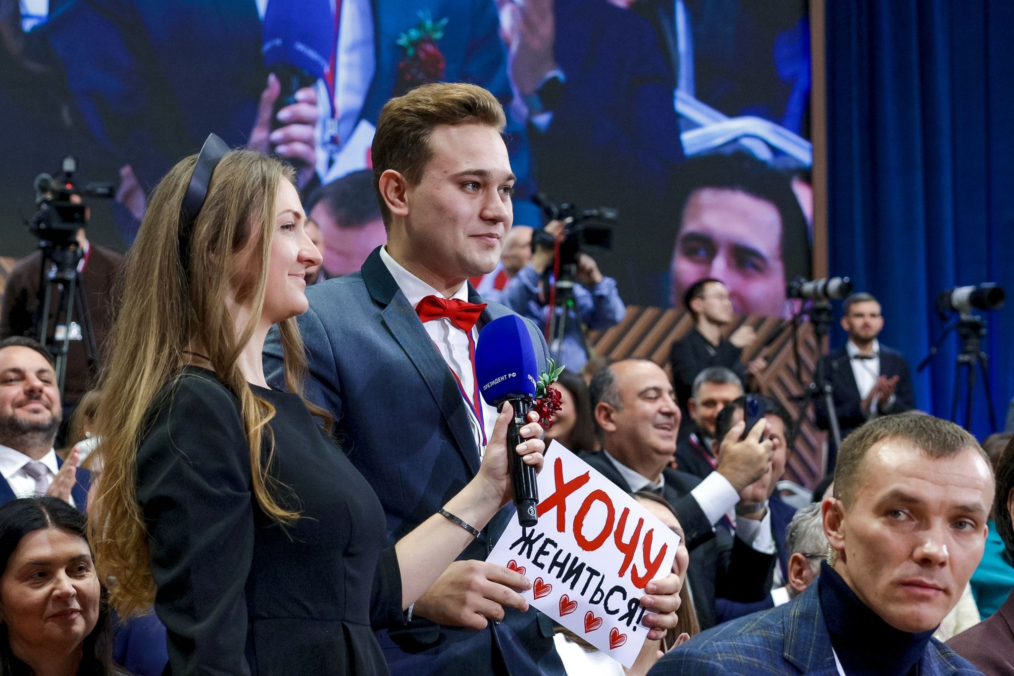At Putin’s annual news conference, a Russian journalist pops the ...