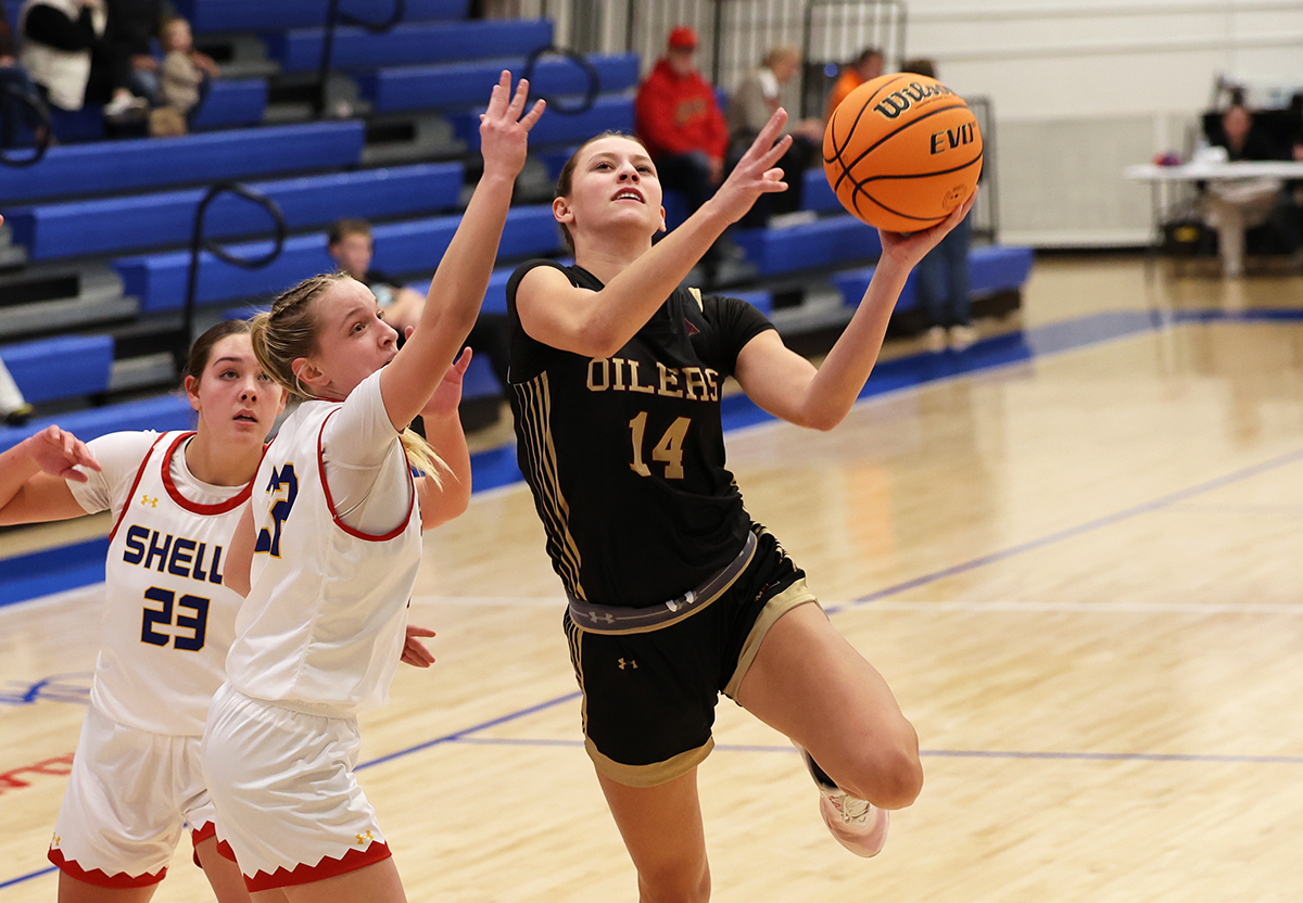 Illinois vs. Washington Huskies basketball live updates, score