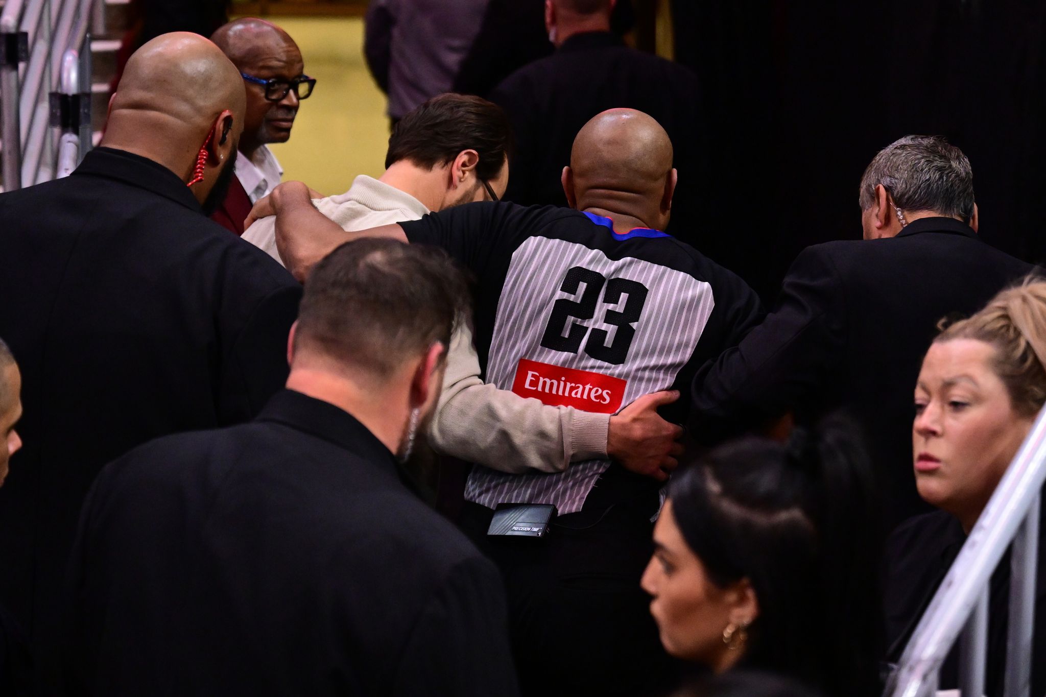 NBA official Tre Maddox suffers leg injury during Bulls-Cavaliers game