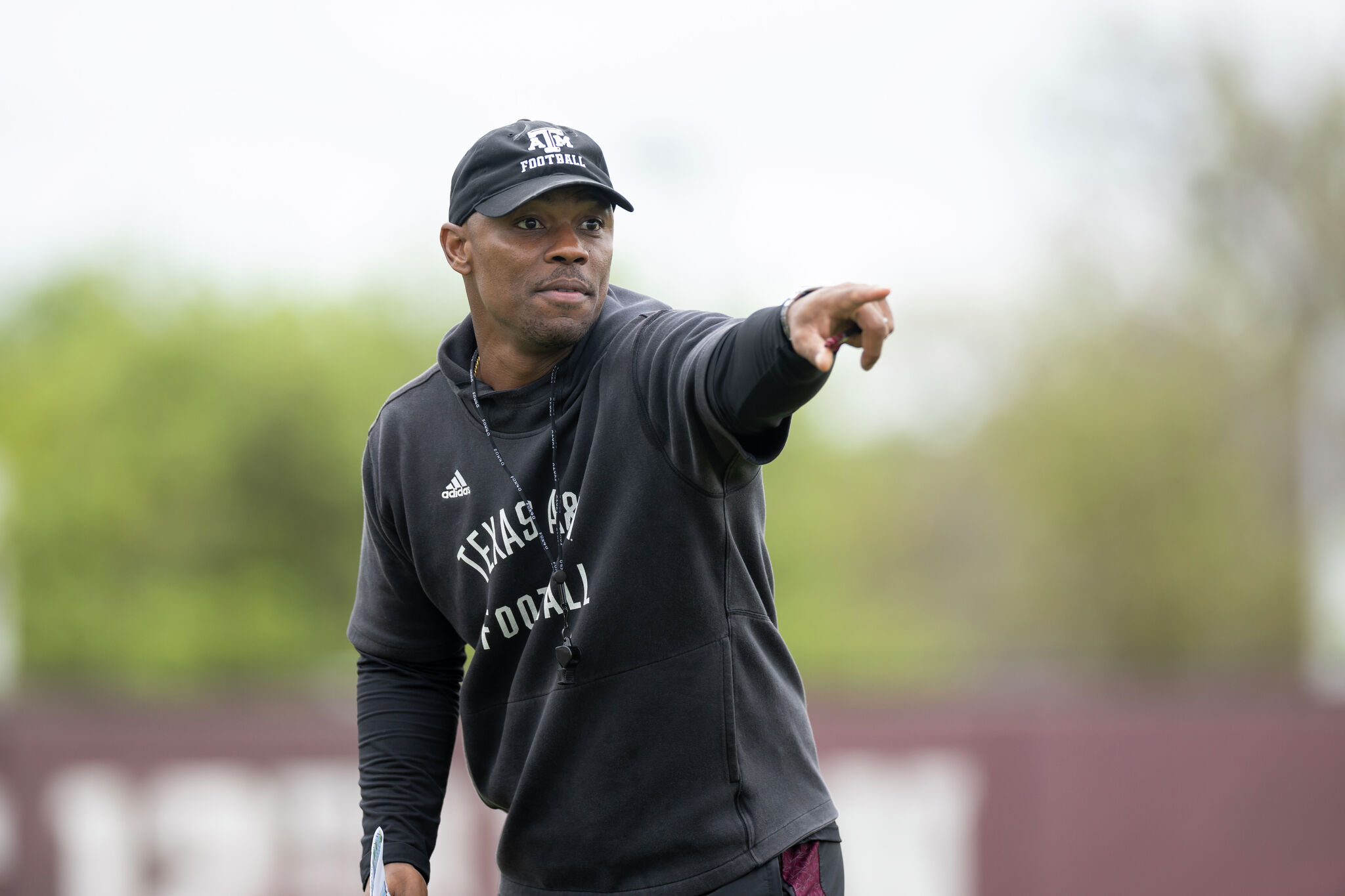 Texas A&M football: Holmon Wiggins 'really elite' coach, per Mike Elko