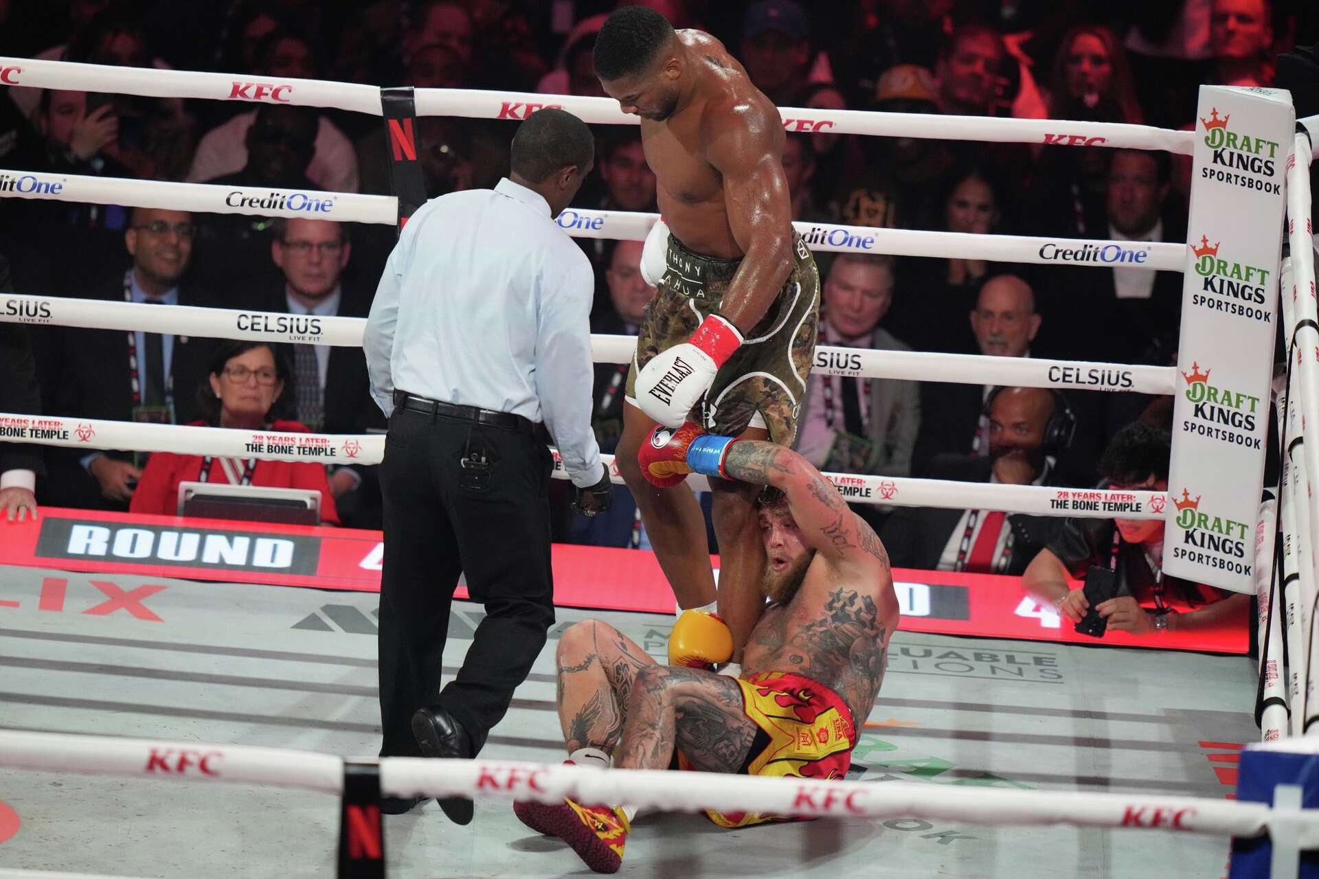 Anthony Joshua knocks out Jake Paul in 6th round to win heavyweight fight