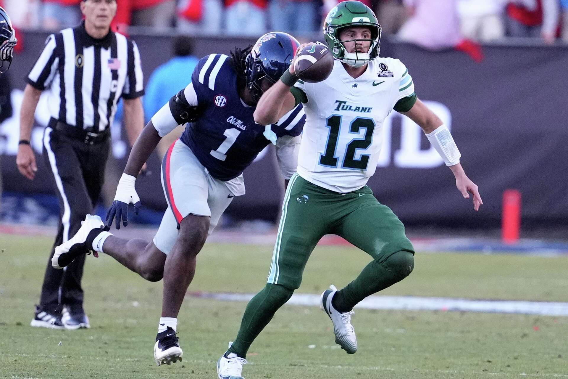 Chambliss and No. 6 Ole Miss ace their test without Kiffin and beat No ...