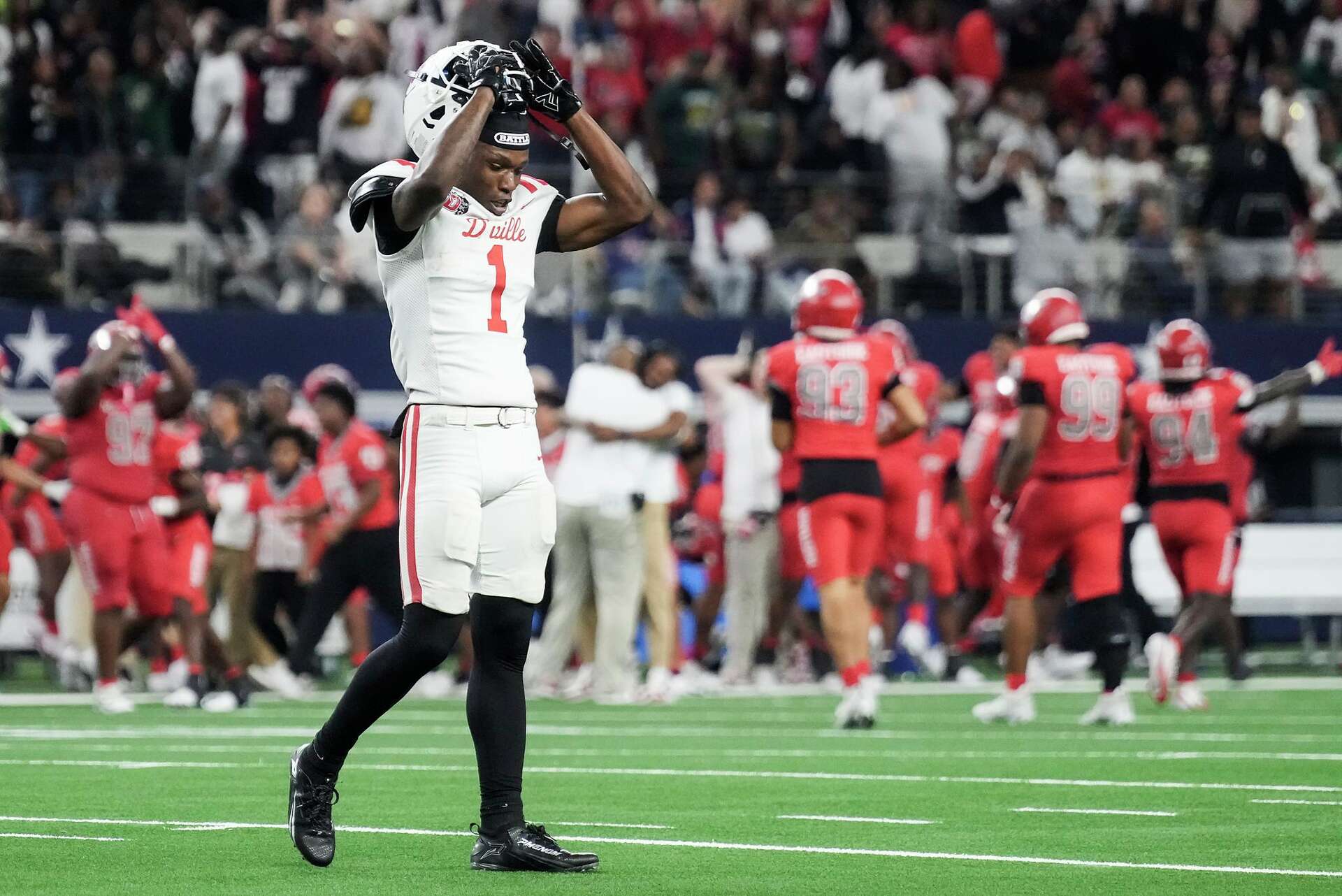 Willie Gaston maintains North Shore football standard with state title