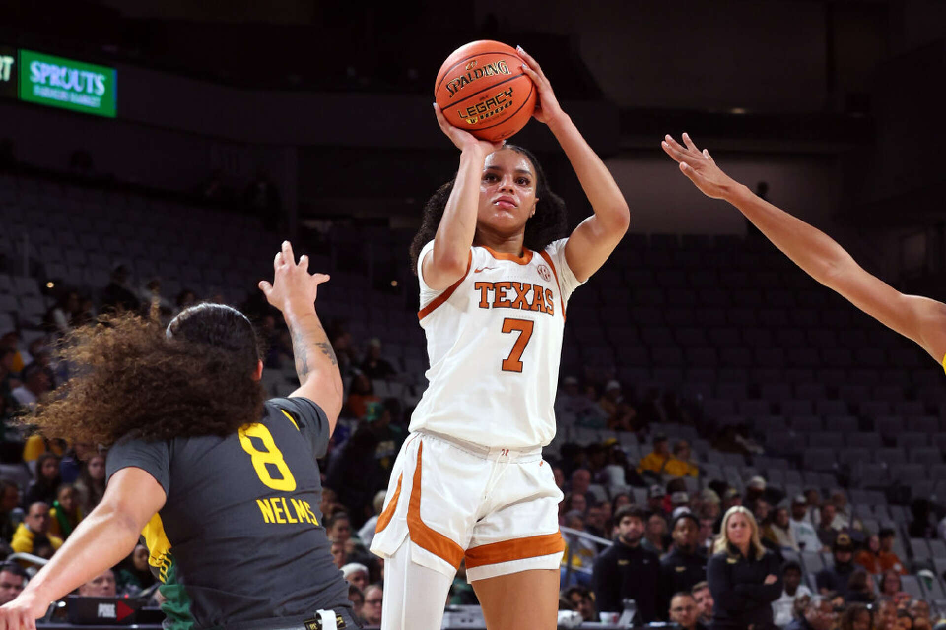 Texas women's basketball, Jordan Lee cruise past South Dakota State