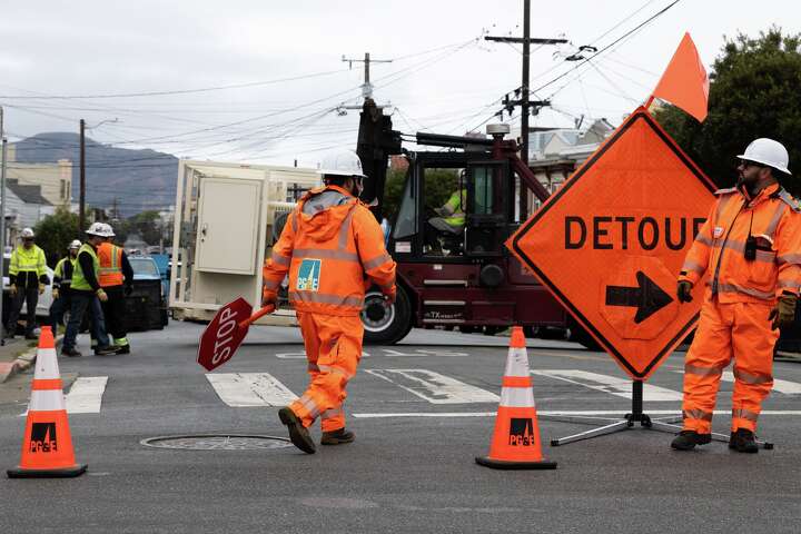 SF power outage: City Hall closed Monday as restoration work continues