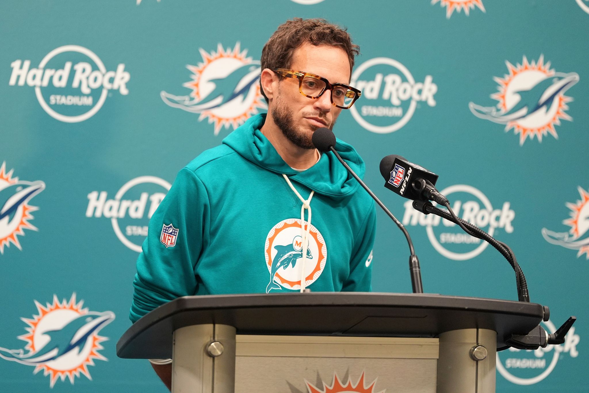 Dolphins' Mike McDaniel declines to discuss his future after another embarrassing loss
