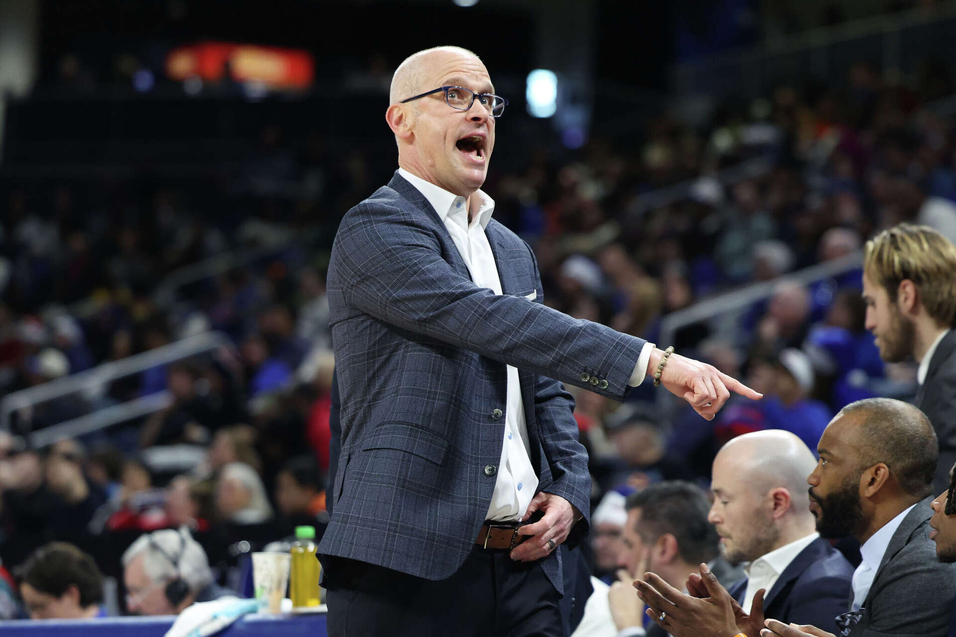 Dan Hurley: UConn's hard practices have no bearing on injuries