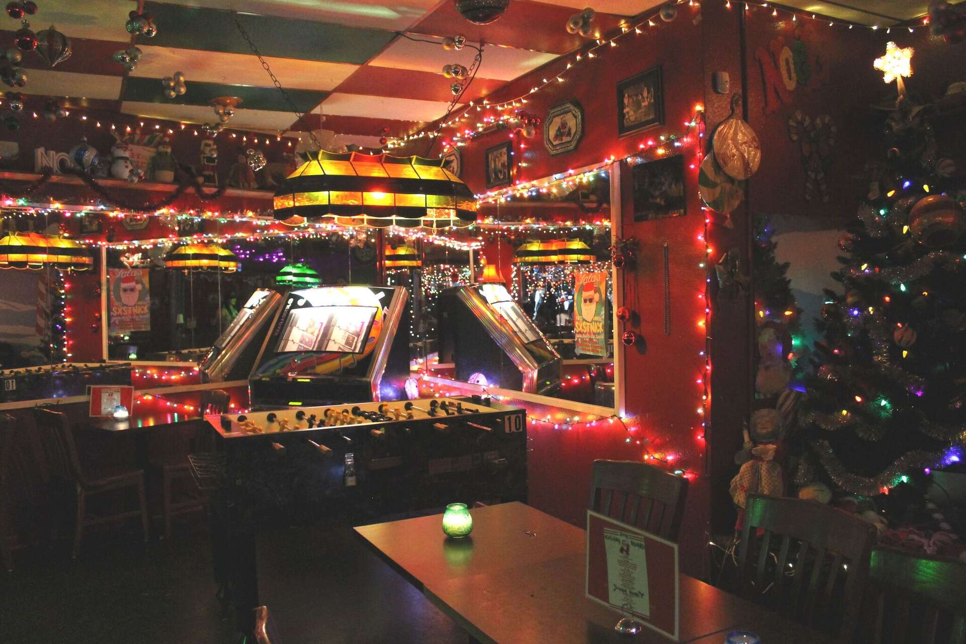 Debunking why this Austin bar is Christmas themed all year