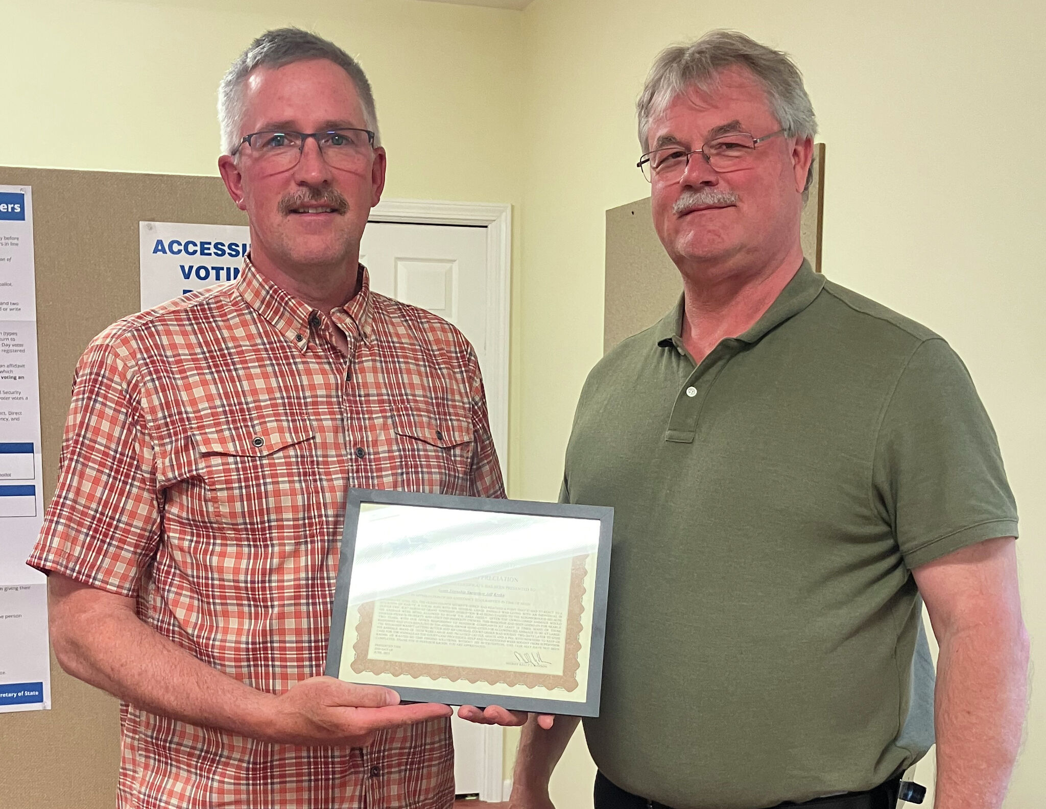 DeMeco Ryans makes franchise history with Texans' third 10-win season