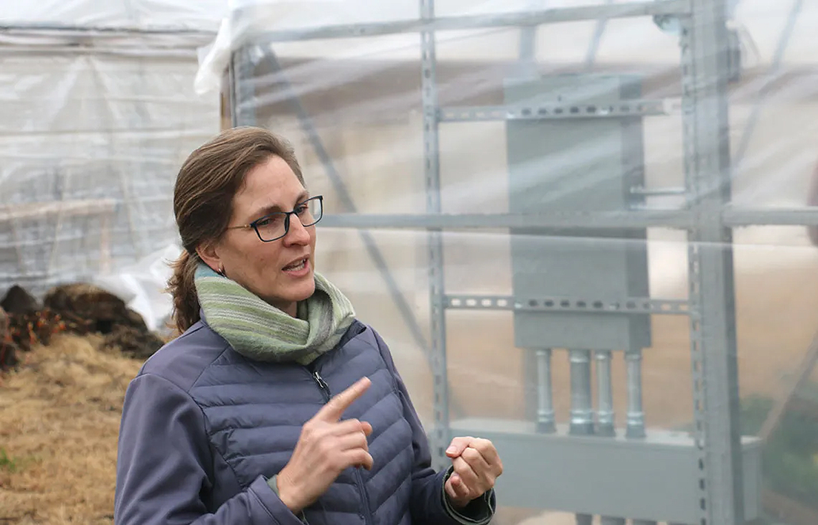 Opinion cartoon: The Gift