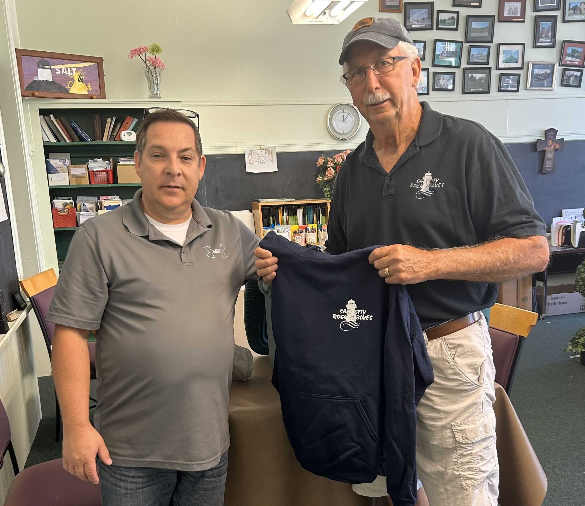 Tyler Kolek chases down Donovan Mitchell for a block and helps the ...