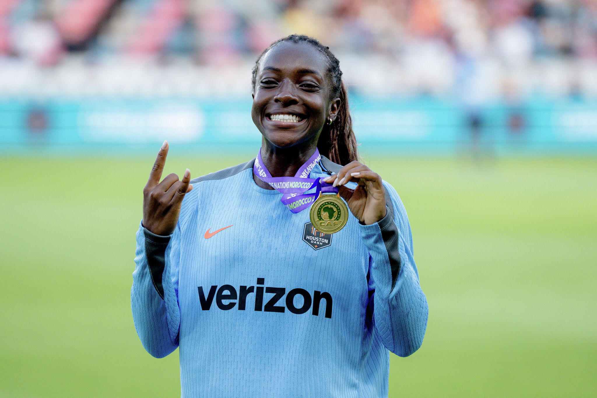 Why did Houston Dash trade fan favorite Michelle Alozie away?