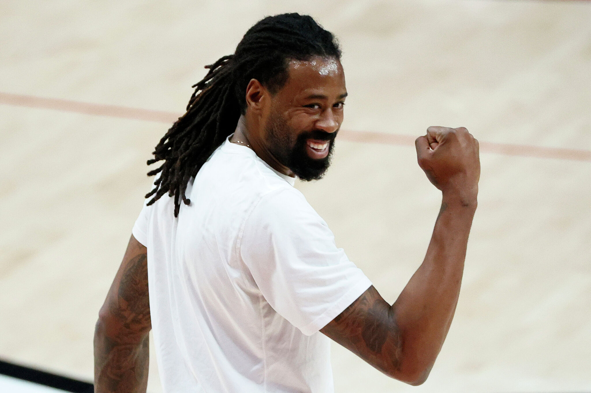 ‘Viral: The Indecision’ eyes DeAndre Jordan’s role in NBA free agency