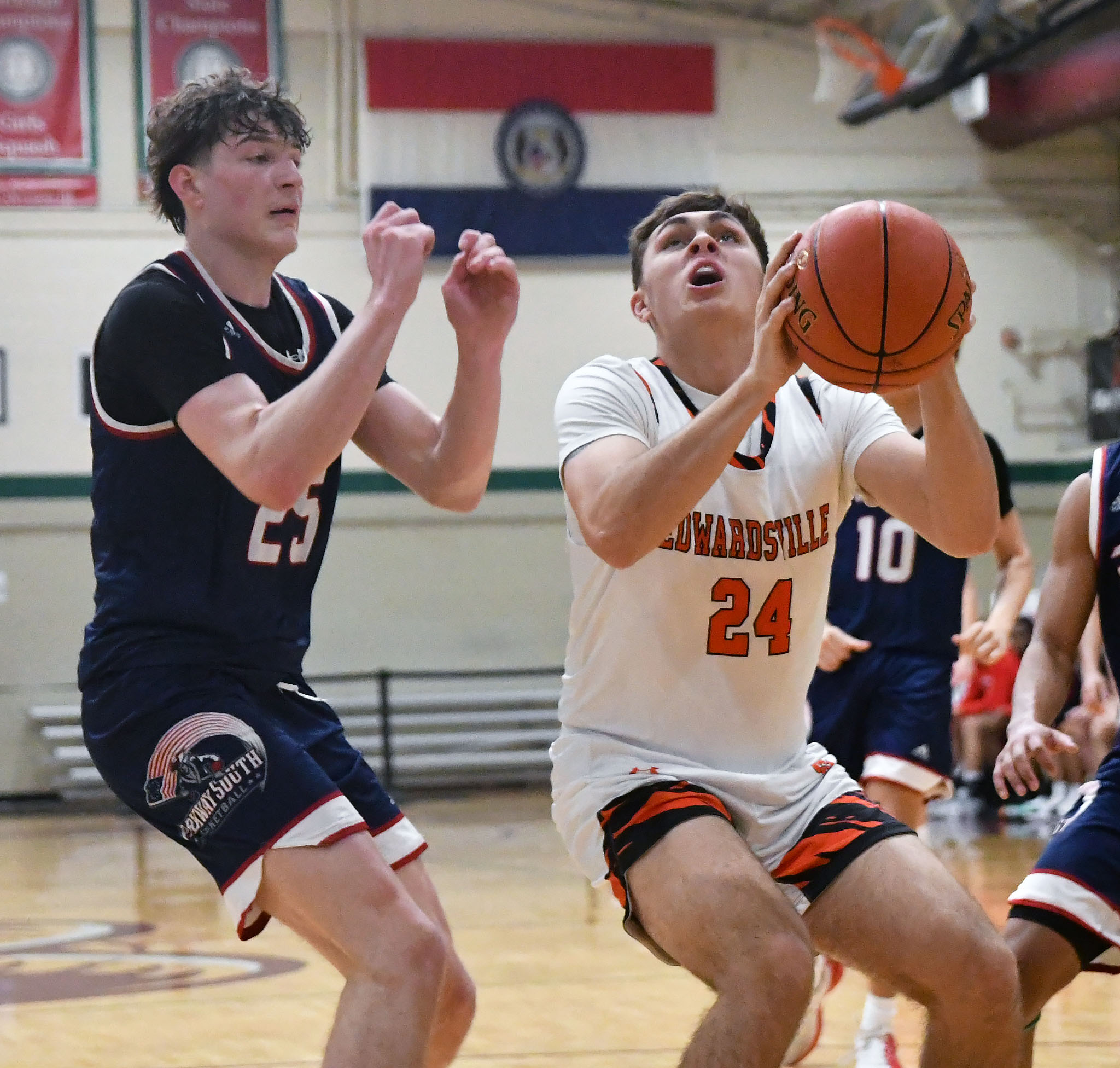 Edwardsville boys basketball plays in MICDS Tournament