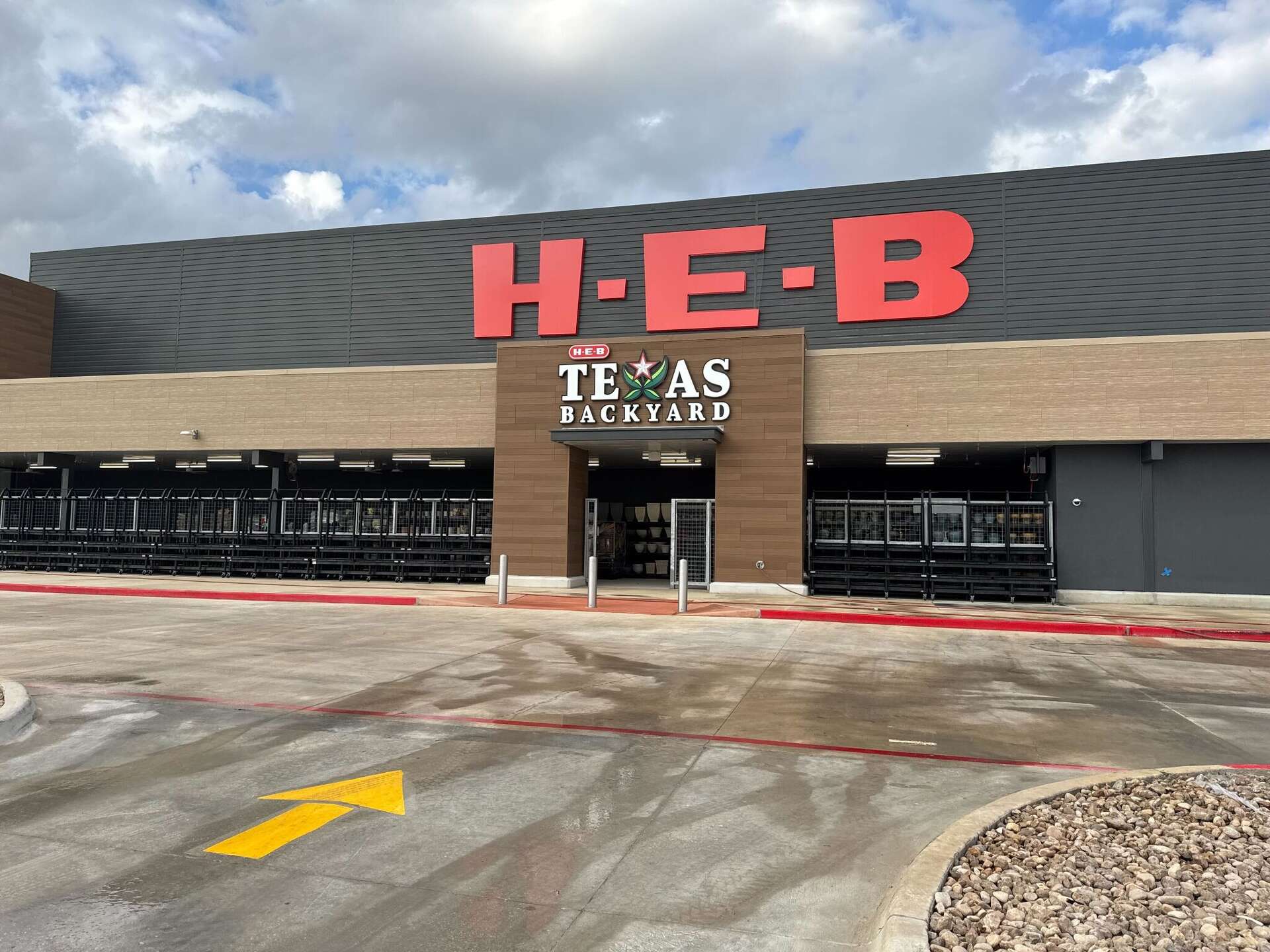 New $29M H-E-B store set to open in booming San Antonio corridor