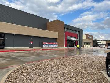 New $29M H-E-B store set to open in booming San Antonio corridor