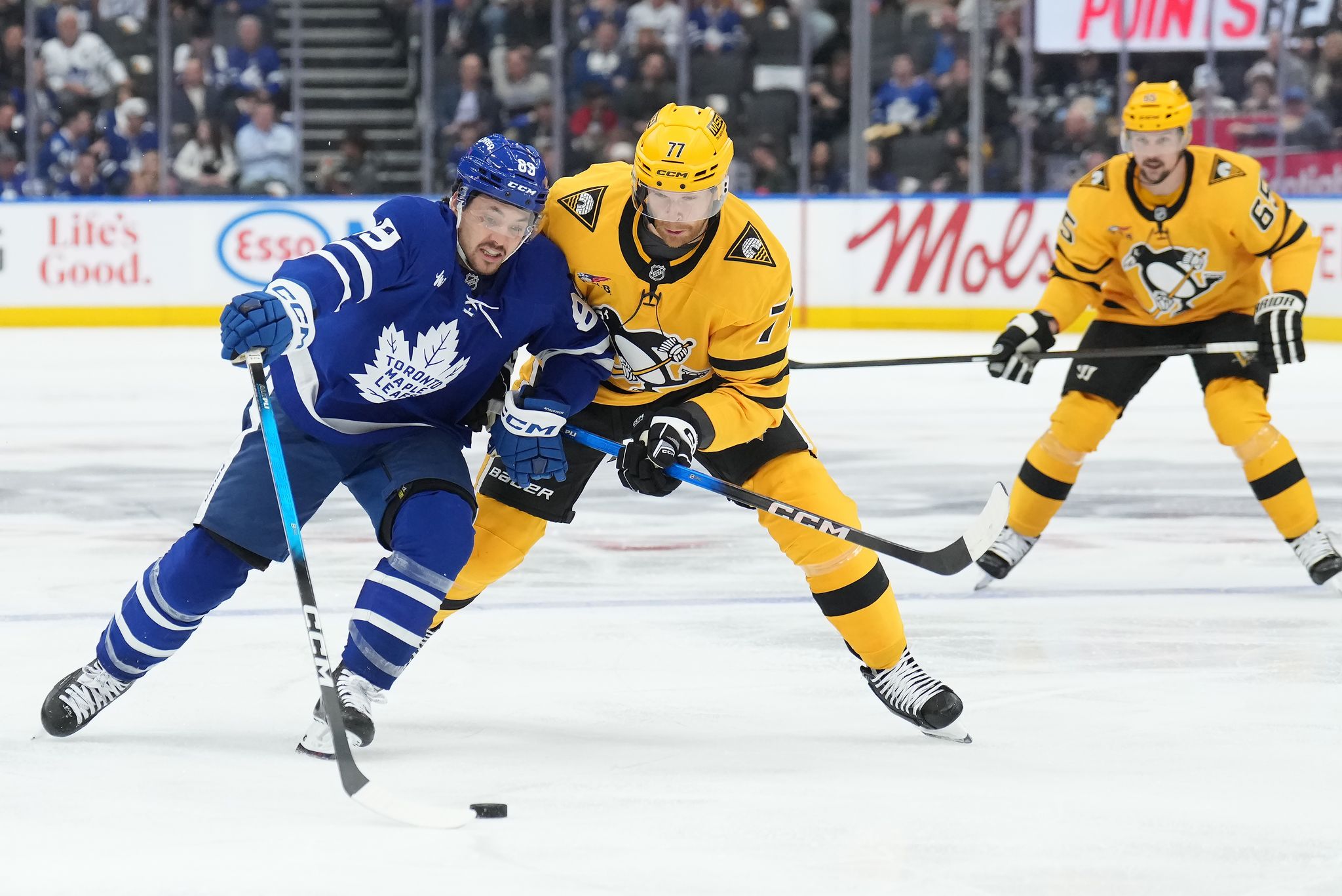 William Nylander's 4-points lift Maple Leafs over Penguins 6-3 ...