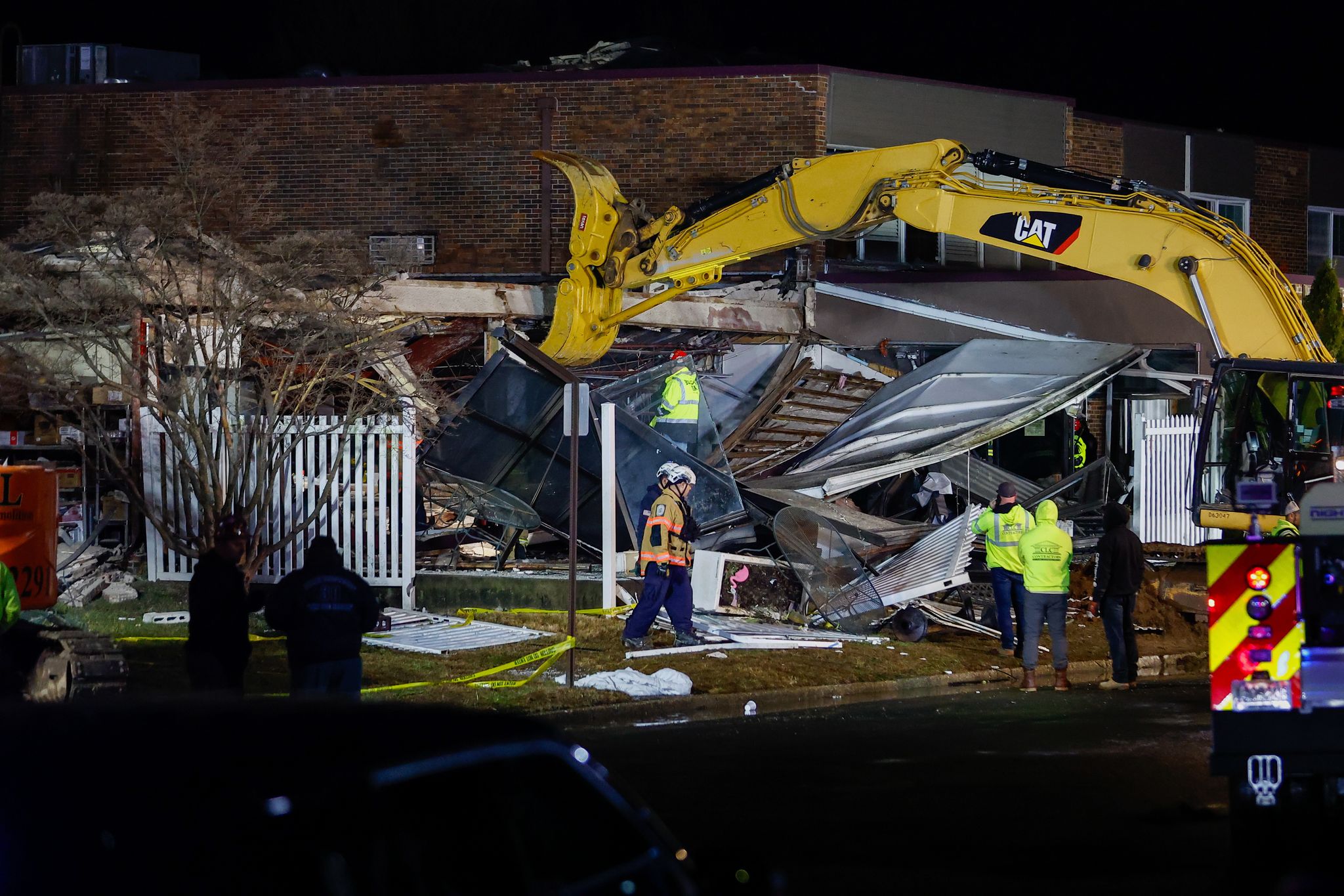 Investigators sift through wreckage after a deadly Pennsylvania nursing ...