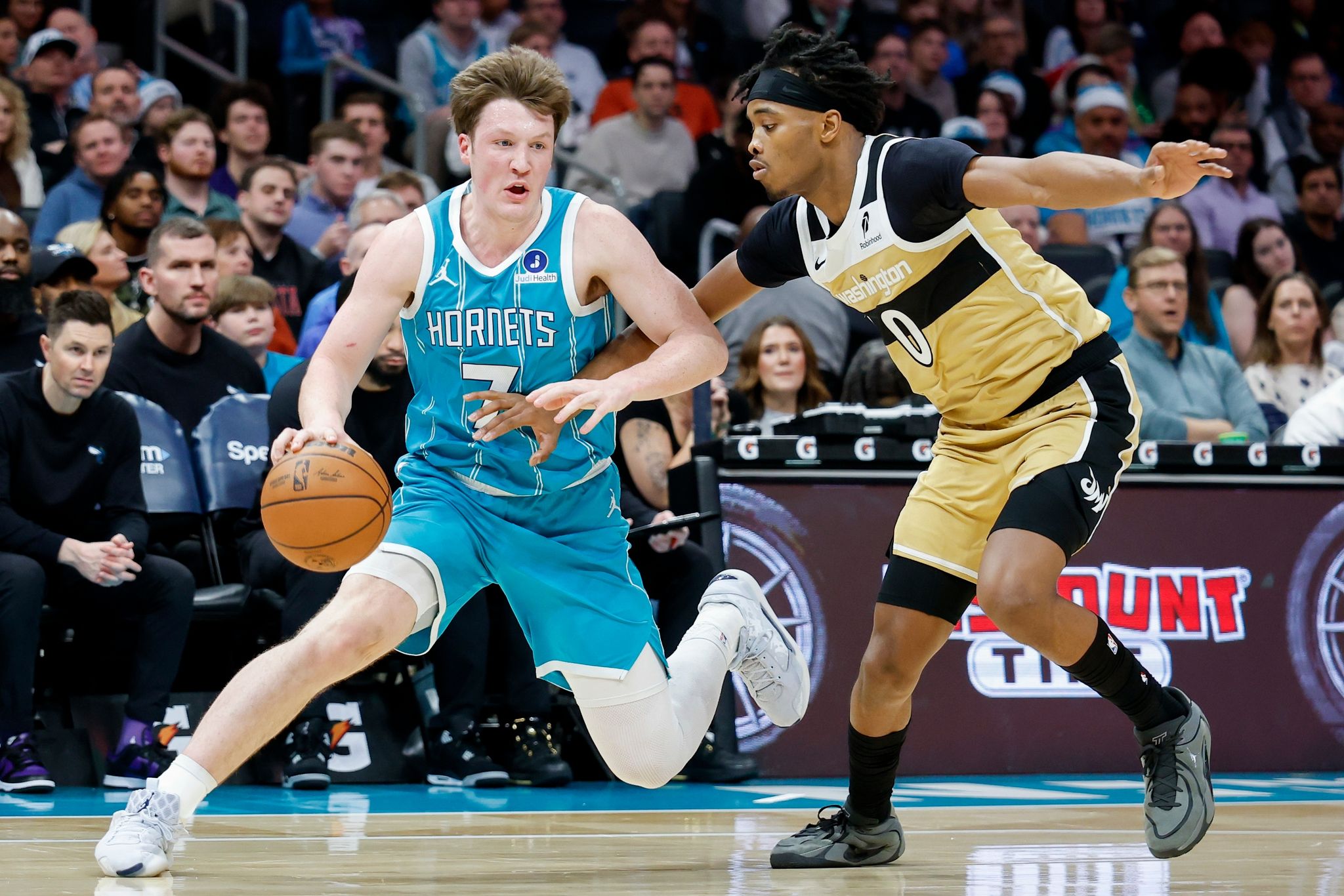 LaMelo Ball scores 23, Hornets use strong fourth quarter to pull away ...