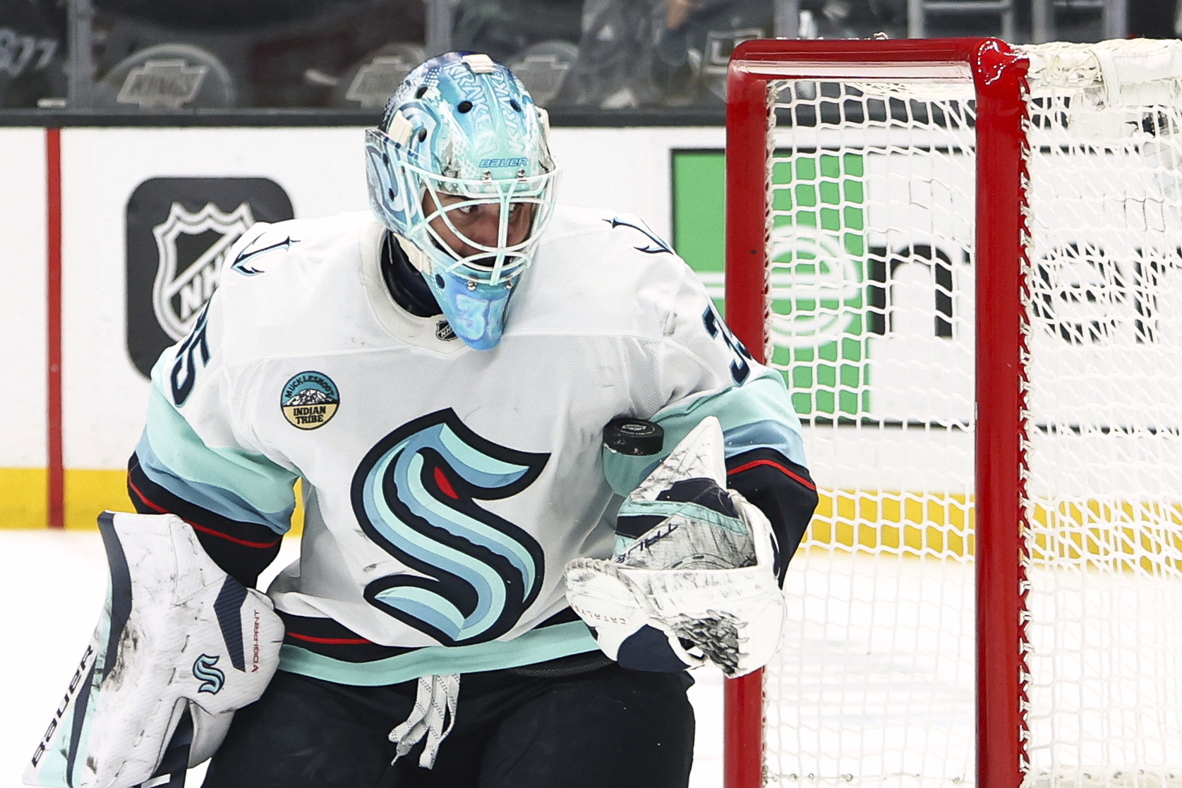 Jordan Eberle scores on the power play and Kraken hold off struggling ...