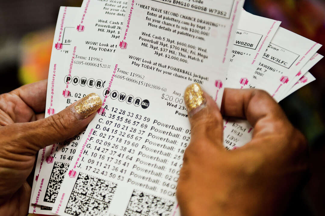 Next Powerball drawing for $1.7 billion jackpot is Christmas Eve