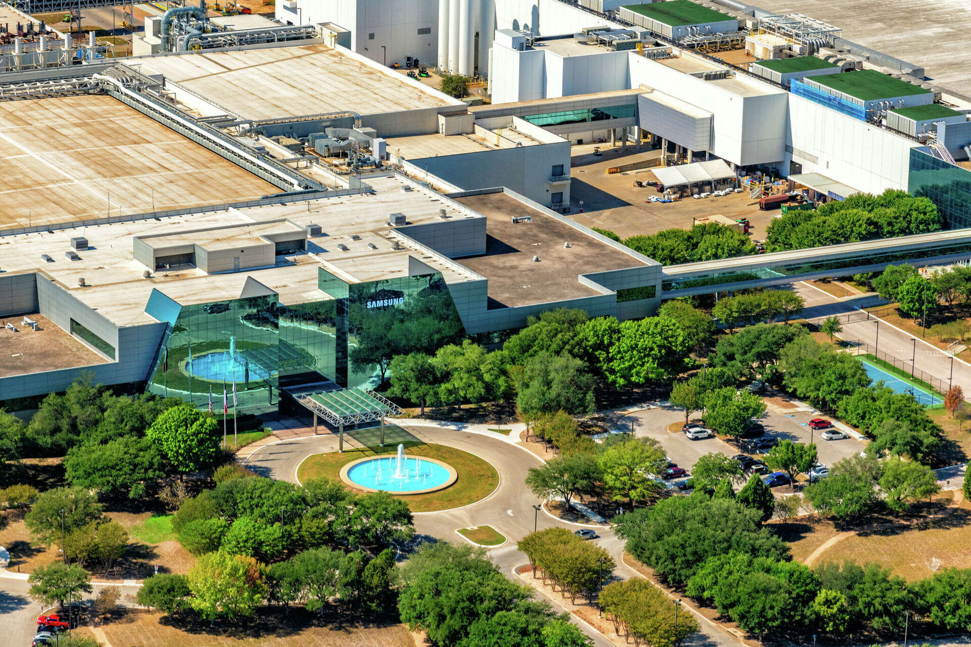 Samsung to invest $12M into Austin semiconductor facility