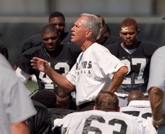 Former Raiders, Cal coach Mike White dies at 89