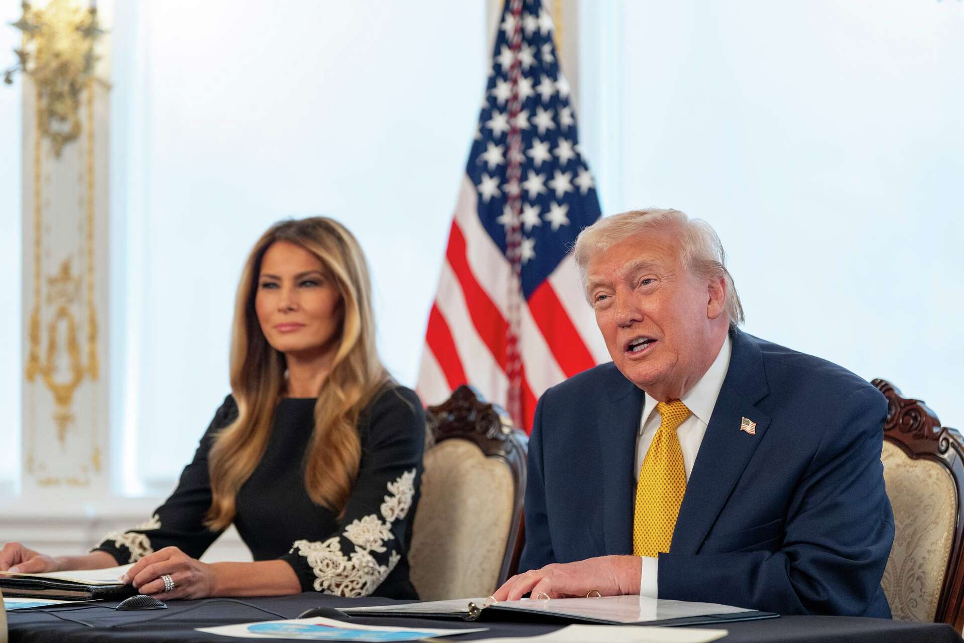 Trump warns against infiltration by a 'bad Santa,' defends coal in ...