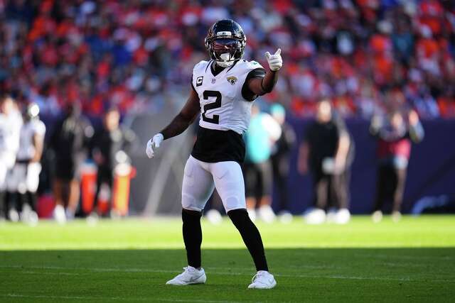 Jaguars CB Jourdan Lewis to have season-ending foot surgery, AP source says