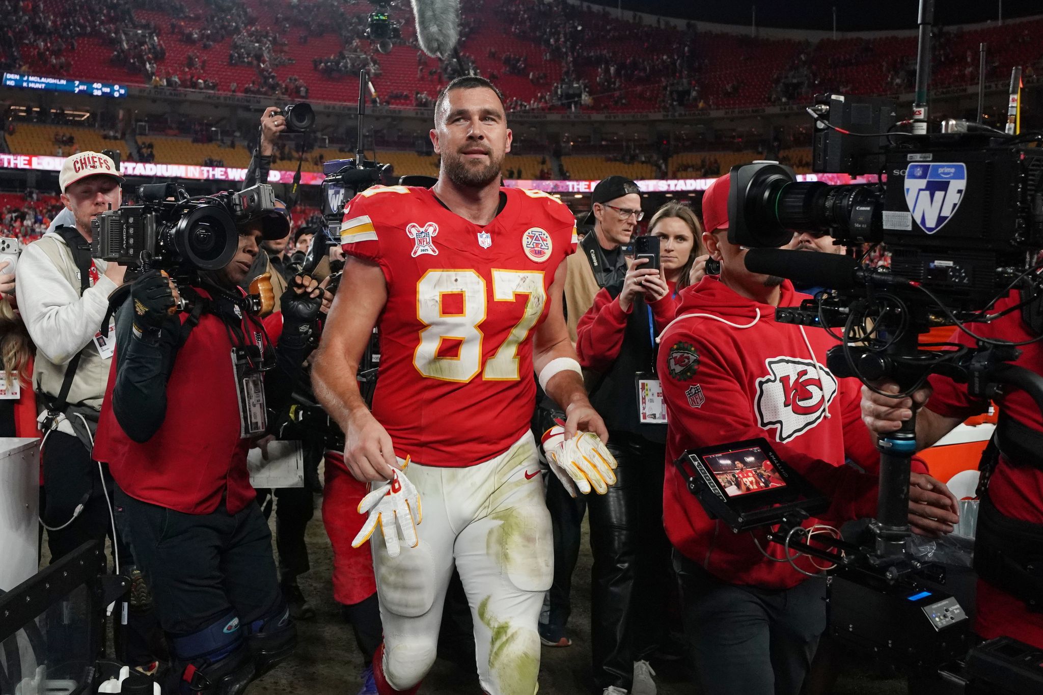 Travis Kelce's emotional night at Arrowhead Stadium may be his last ...