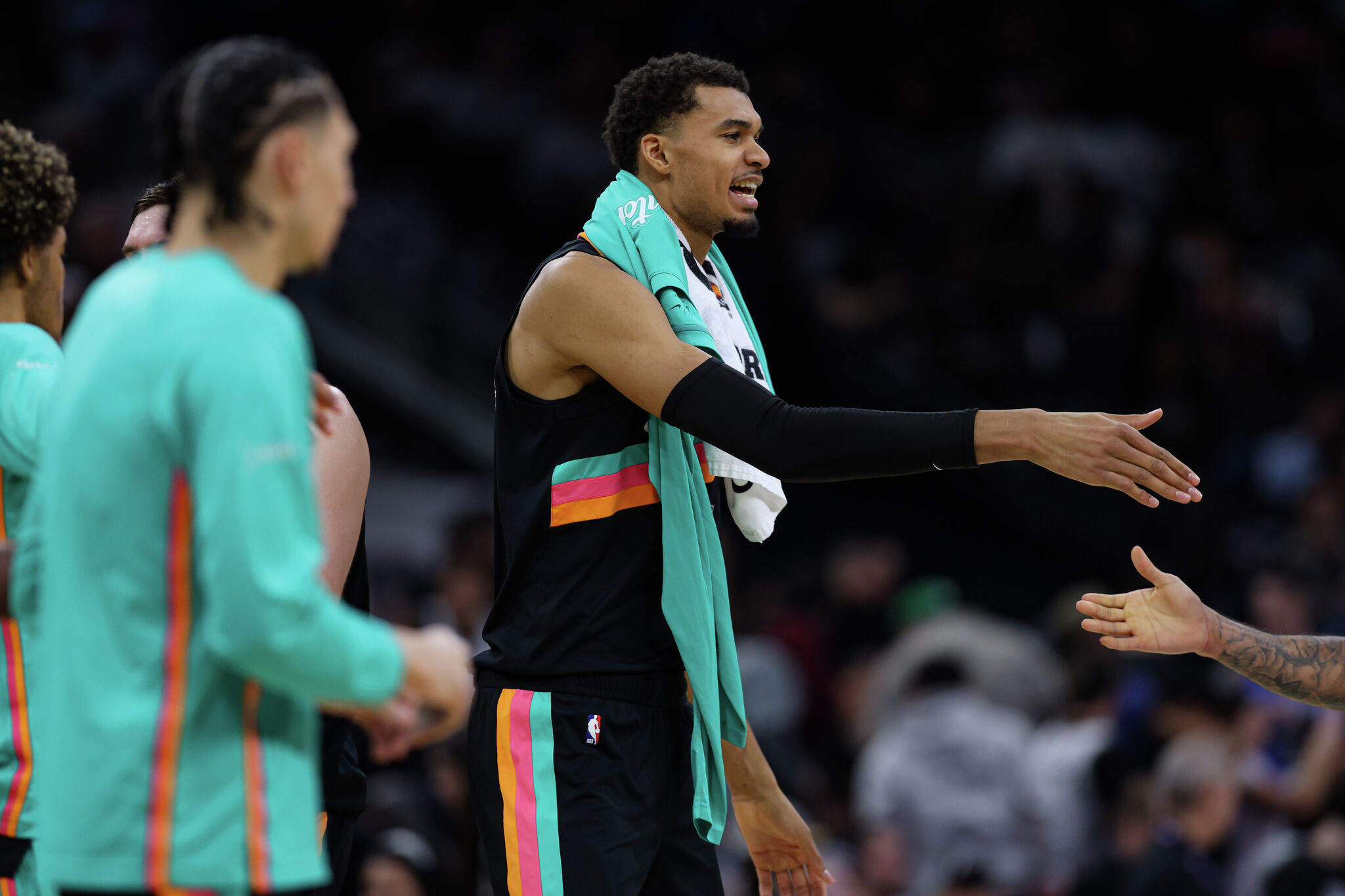 How long can the Spurs bring Victor Wembanyama off the bench?