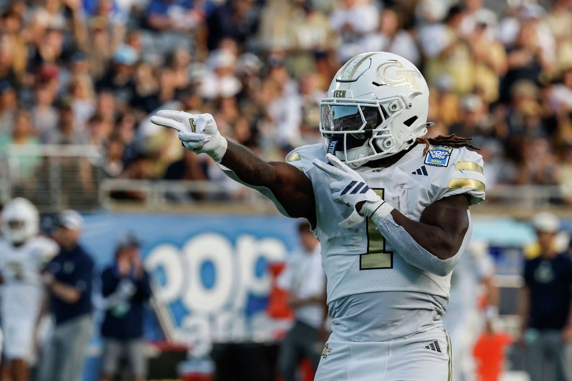 No. 12 BYU rallies to beat No. 24 Georgia Tech 25-21 in the Pop-Tarts Bowl