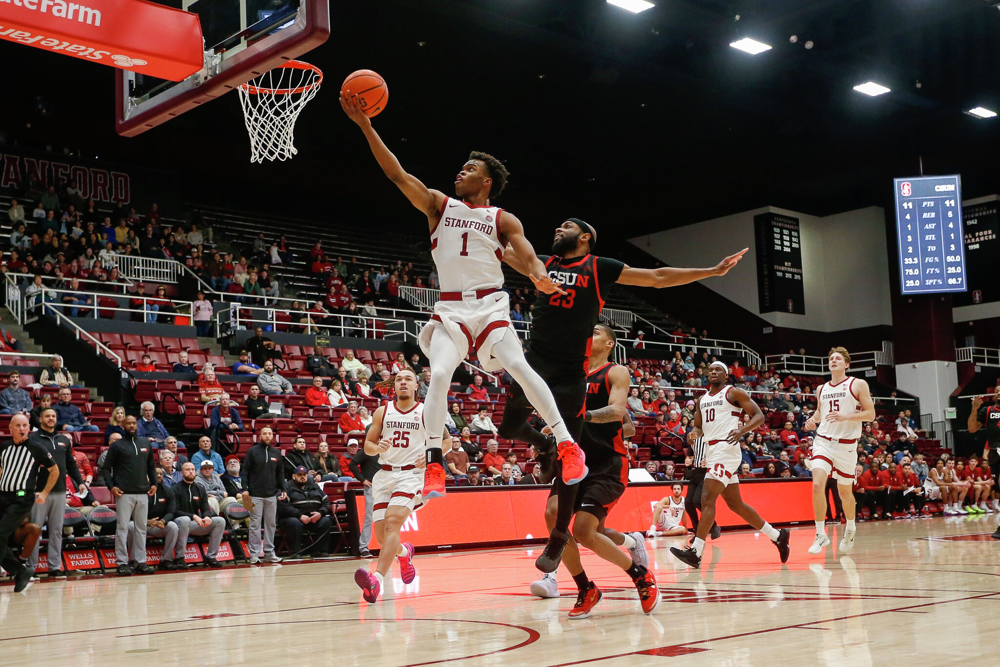 Ebuka Okorie scores 30 points as Stanford wins men's basketball game