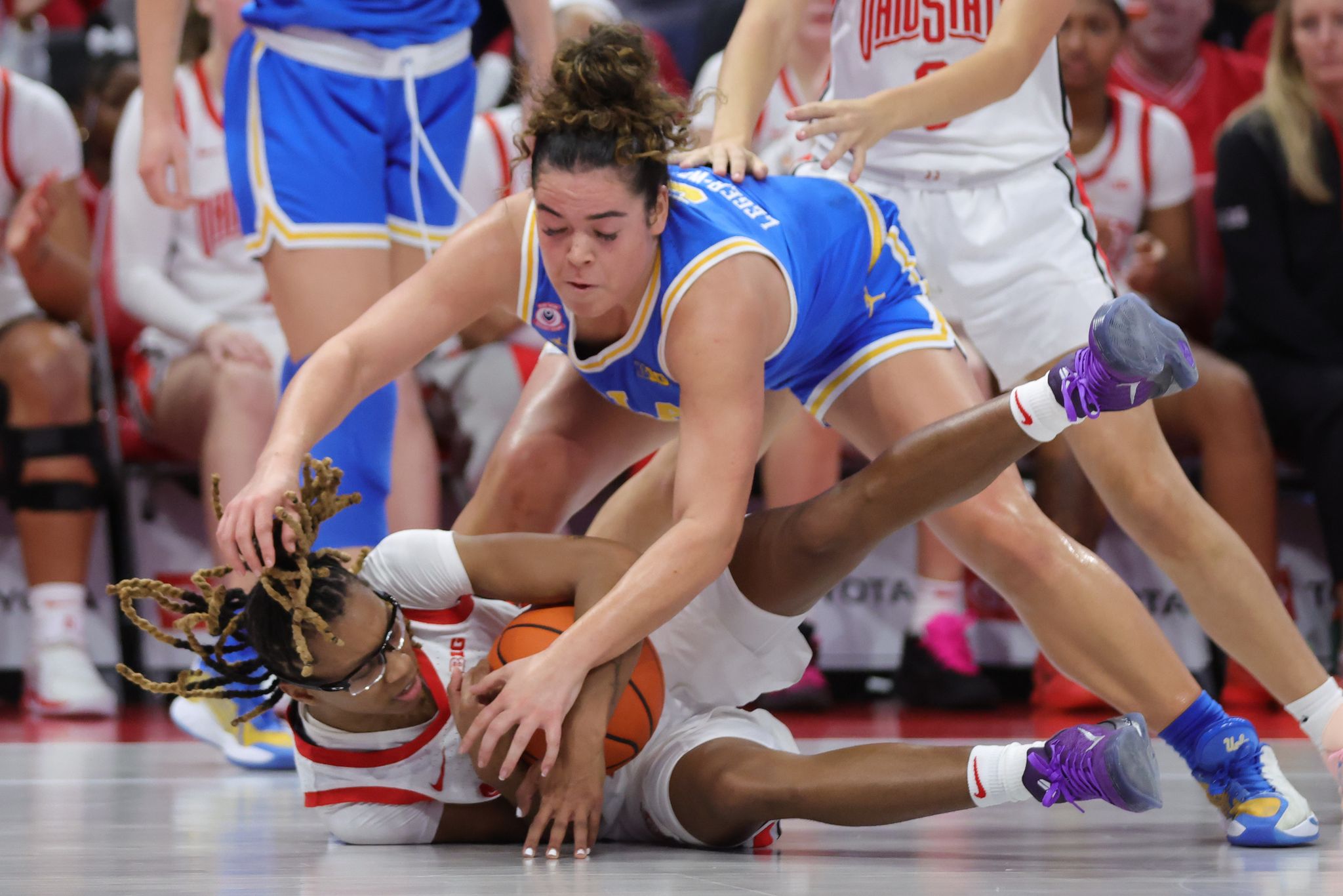 No. 4 UCLA extends its winning streak to 6 games with an 82-75 win over ...