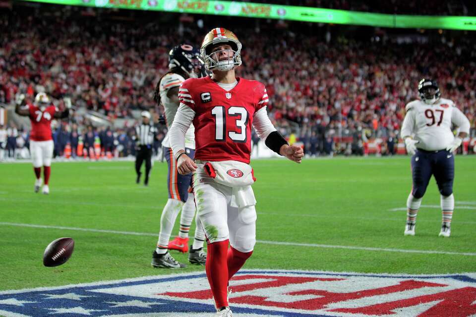 49ers beat Bears in 42-38 frenzy to set up NFC showdown with Seattle