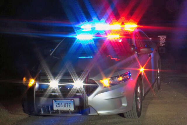 Route 15 north closed in Trumbull after crash, DOT says