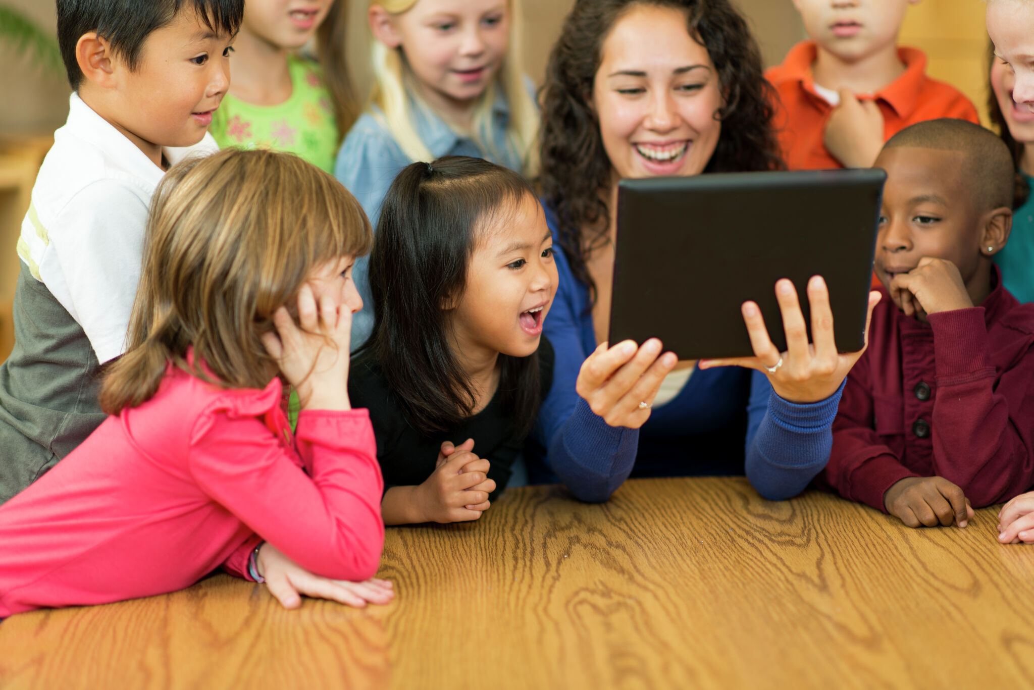 Roni’s Mac Bar announces grand opening date in Midland