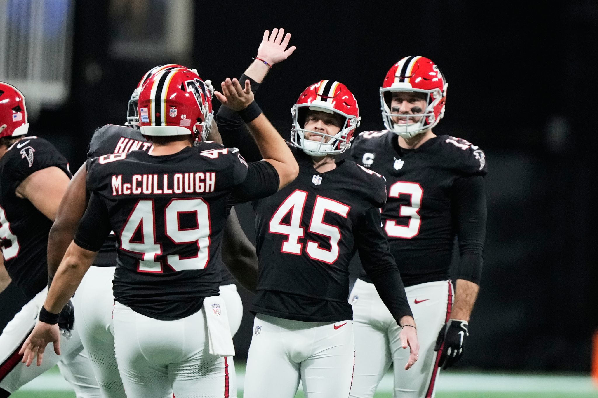 Robinson runs for 195 yards as Falcons recover to upset Rams 27-24 on ...