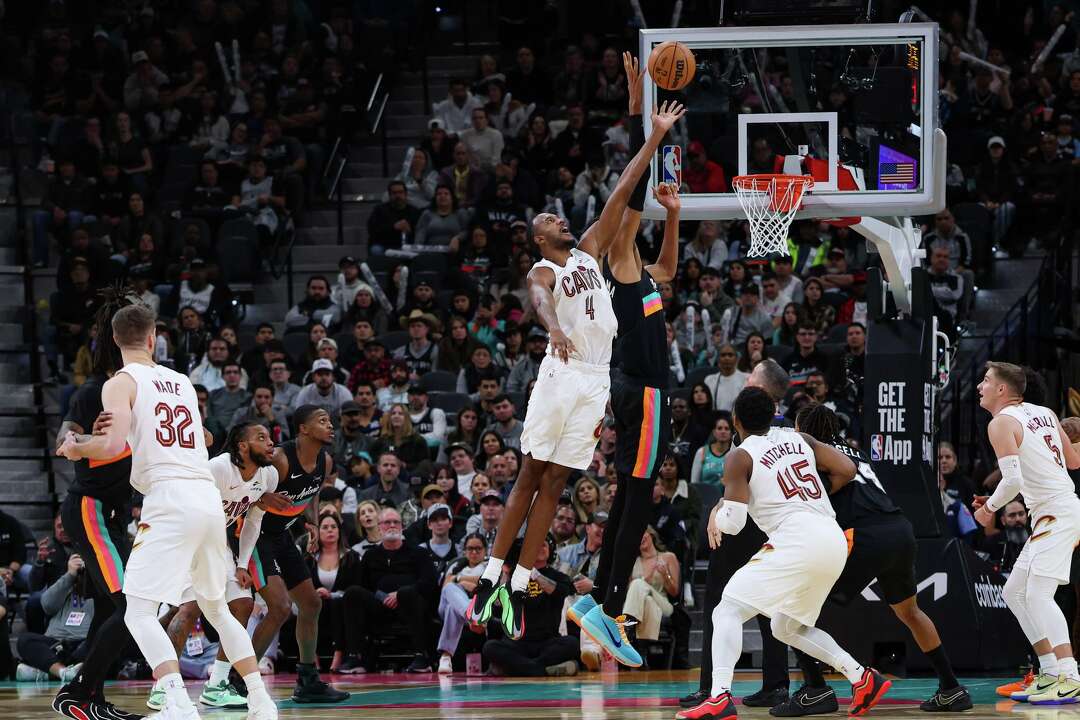 Spurs aiming for one more win before 2025 ends