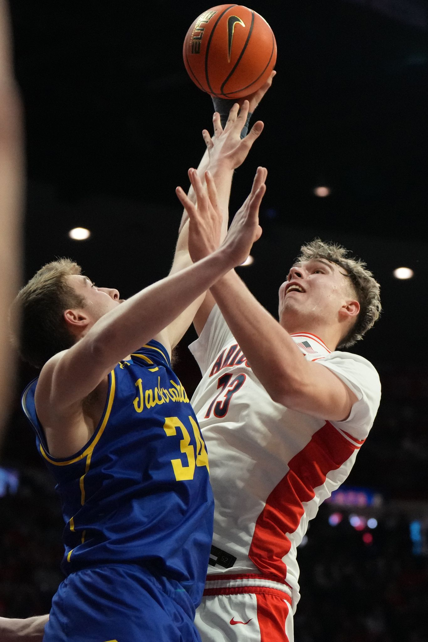 No. 1 Arizona beat South Dakota State 99-71, extend winning streak to ...