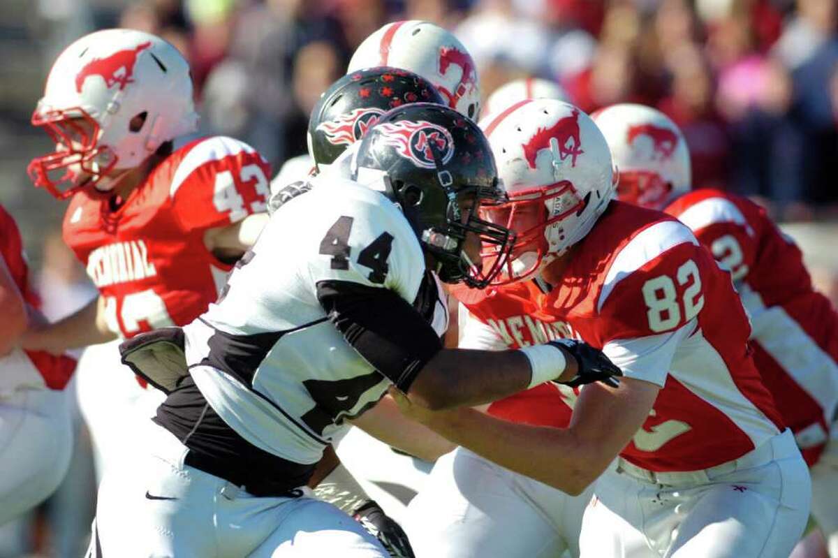 Memorial football season ends in third-round loss