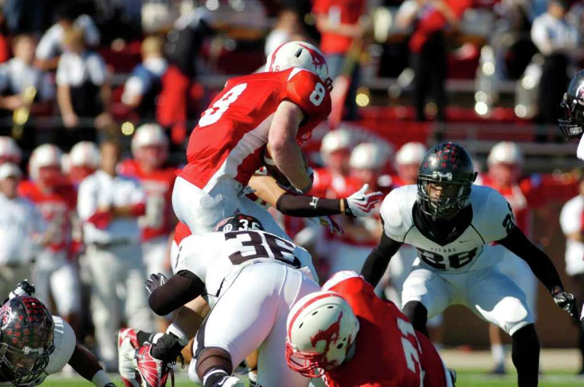 Memorial football season ends in third-round loss