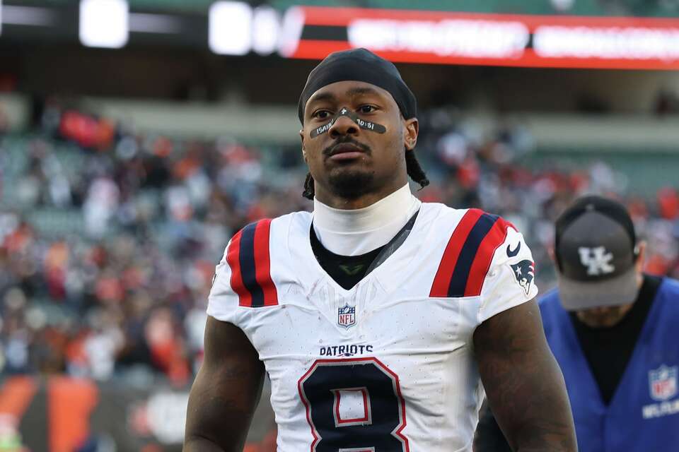 Patriots star receiver Stefon Diggs faces strangulation charge, denies ...
