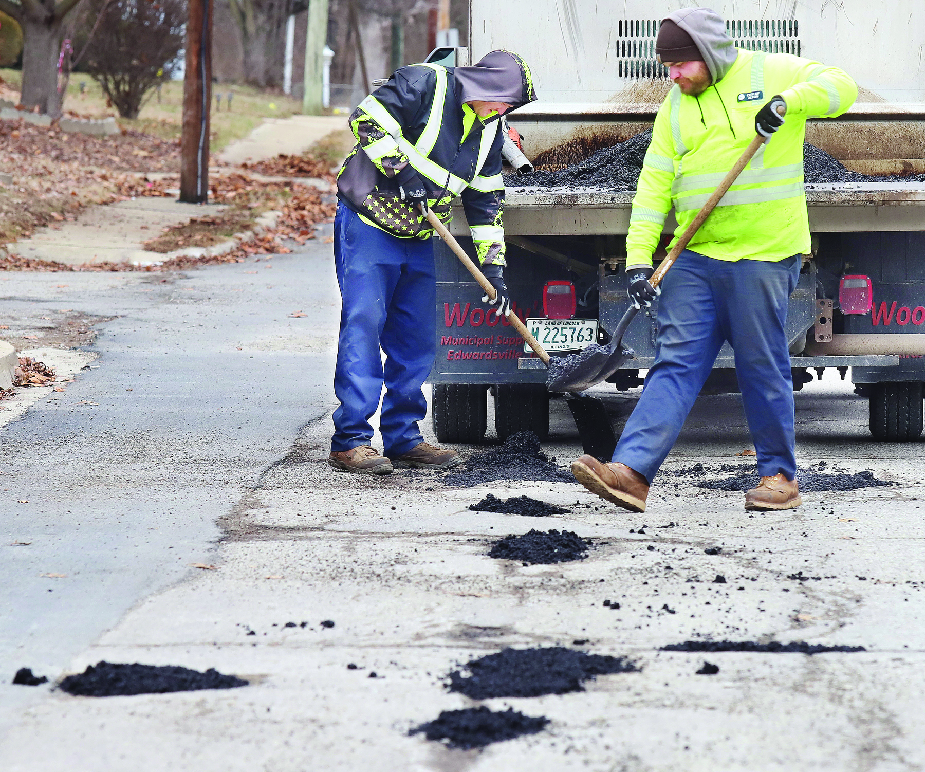 Brown scores 29 points and Celtics pull away in 4th quarter for 120-106 ...
